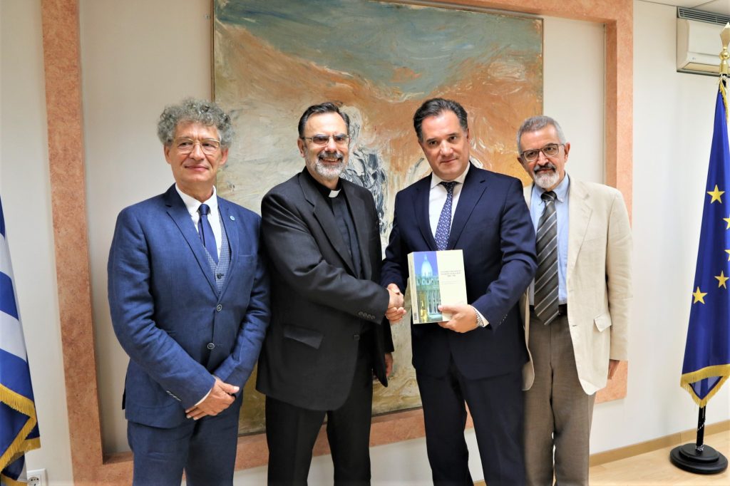 Εθιμοτυπική επίσκεψη στον Υπουργό Ανάπτυξης και Επενδύσεων κ. Άδωνι ...